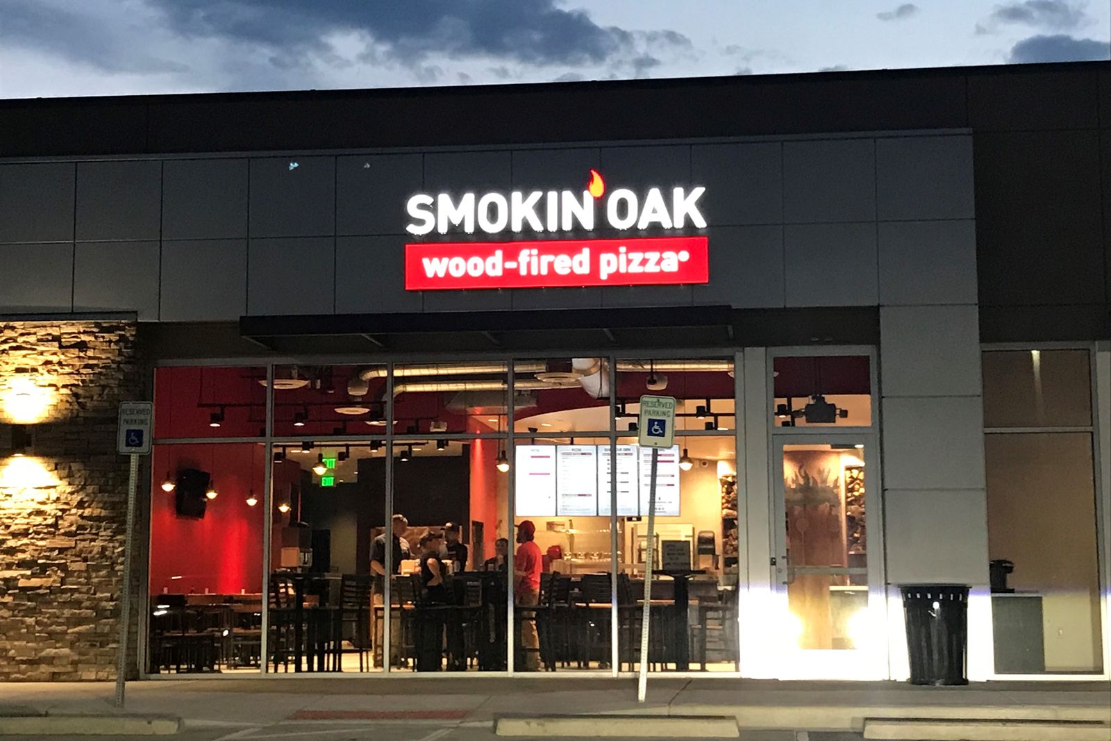Smokin’ Oak Wood-Fired Pizza Firing Up Second Colorado Location ...