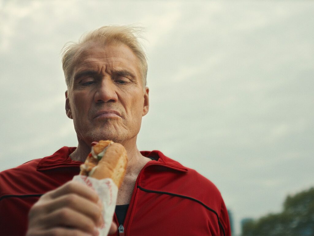 Zaxby’s Trolls Entire City of Philadelphia in Campaign Starring Dolph ...